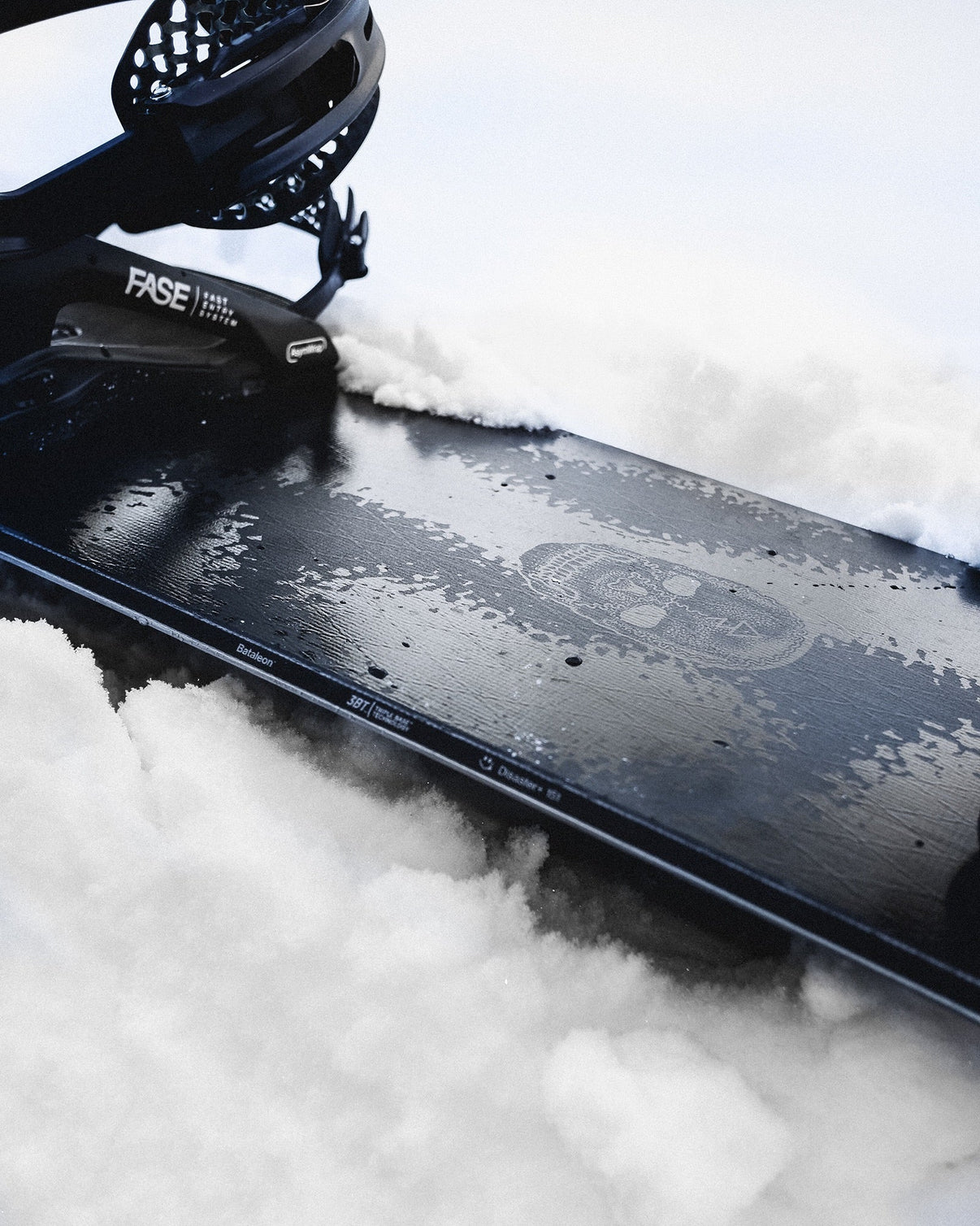 Bataleon Disaster+ Snowboard 2025/2026 – Bataleon US